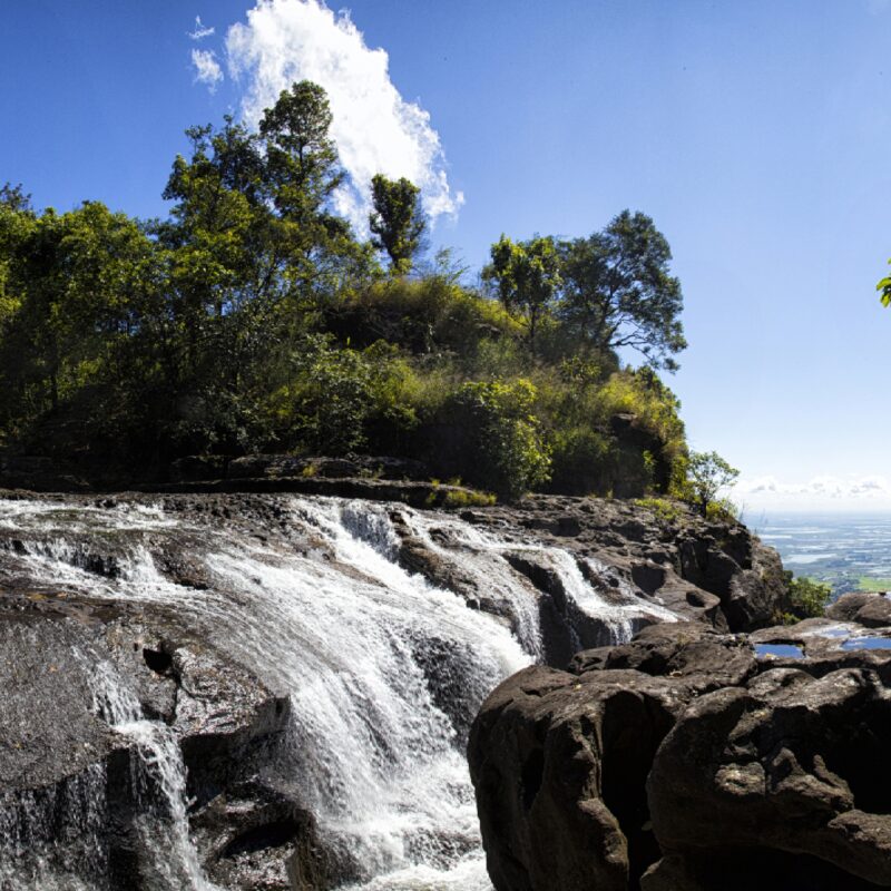 Discover Meghalaya - Land of Clouds | Meghalaya Tourism
